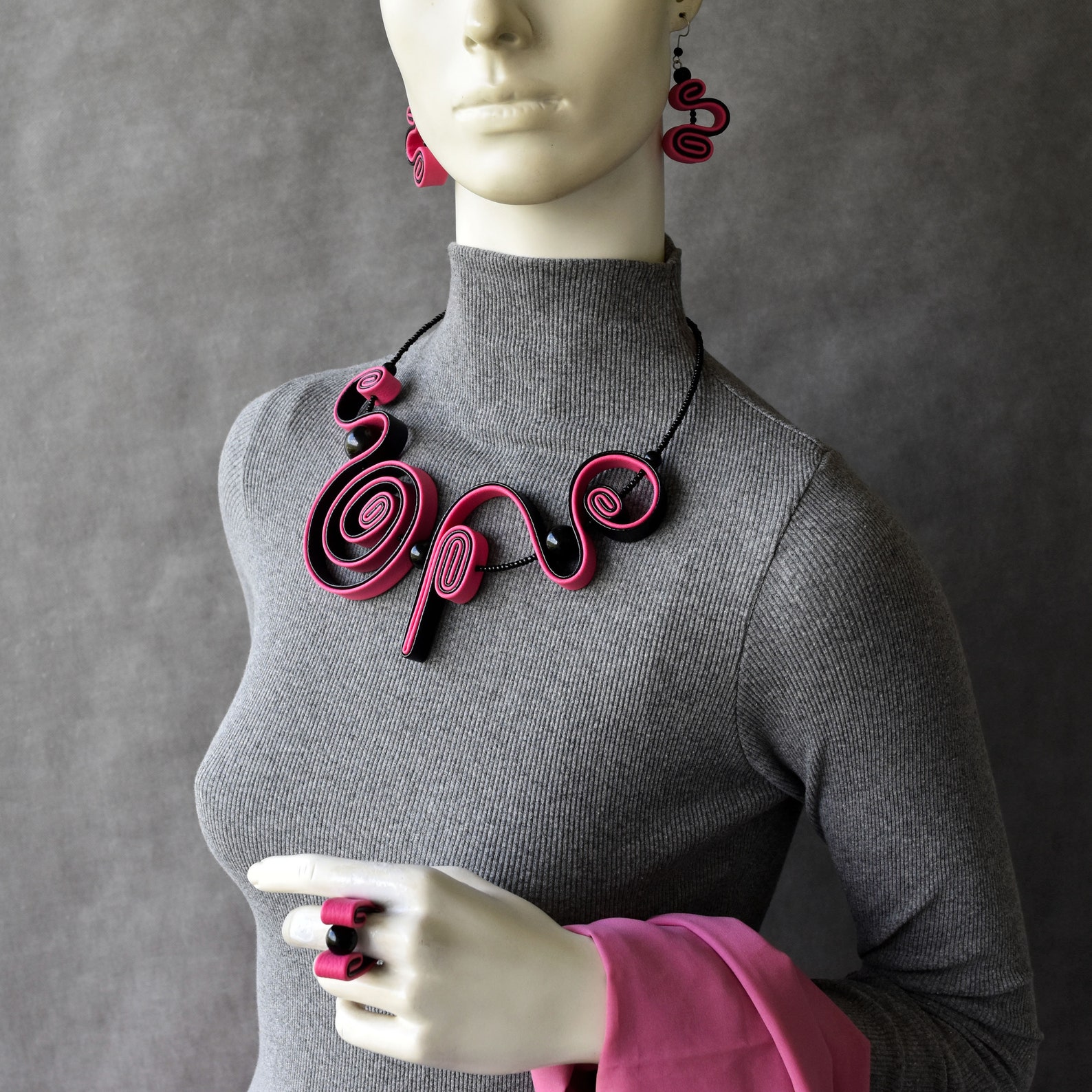 Pink and Black Pop Art Style Collar or Set by Your Choice. Unusual ...