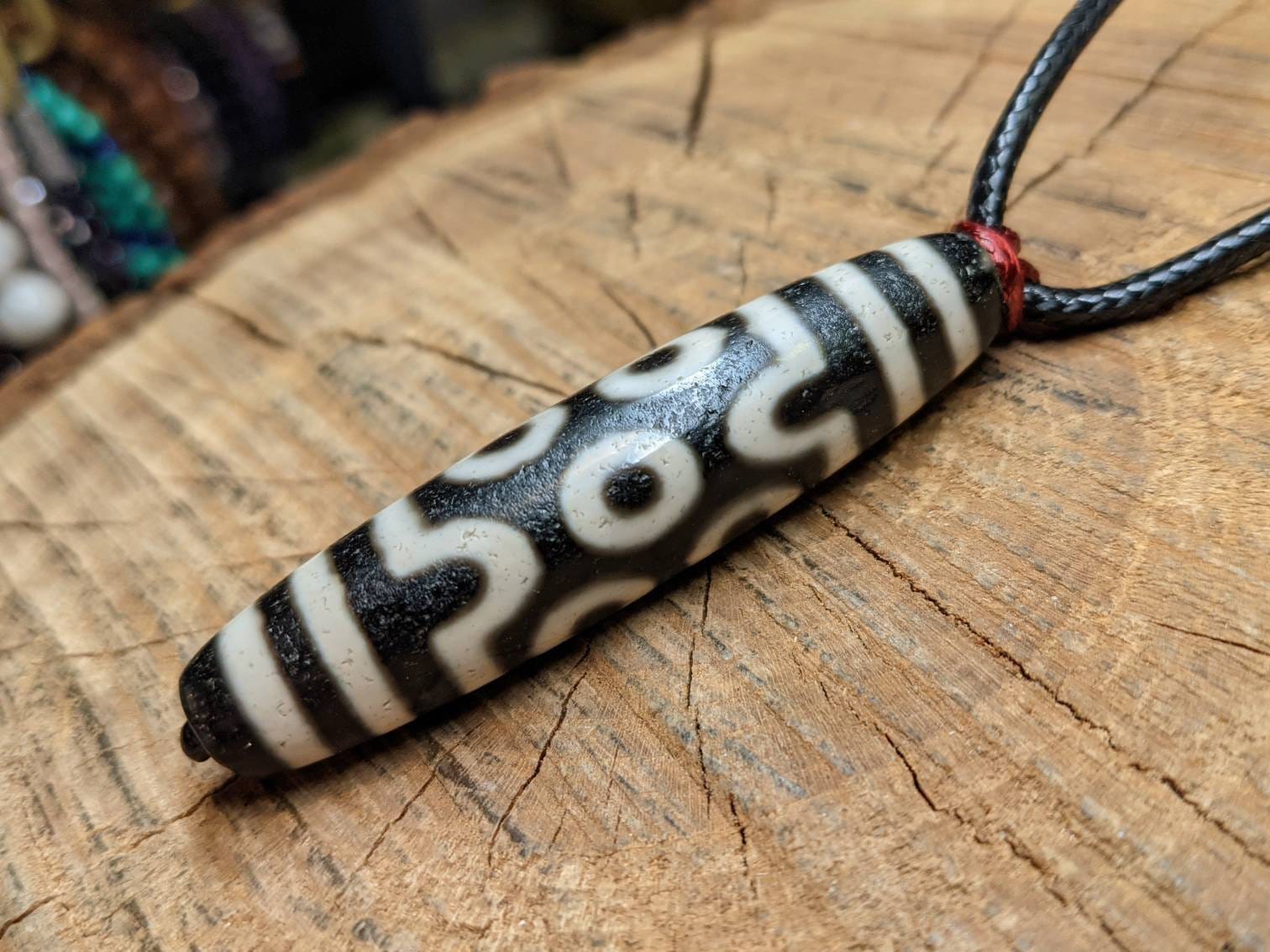 Old Tibetan Dzi Beads for sale | Only 4 left at -60%