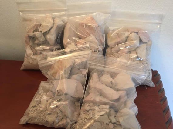 Calaba small chunks crumbs and dust. Edible clay. Chalk | Etsy