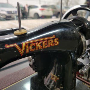 Vintage Vickers Hand Crank Antique Sewing Machine With Case - Etsy