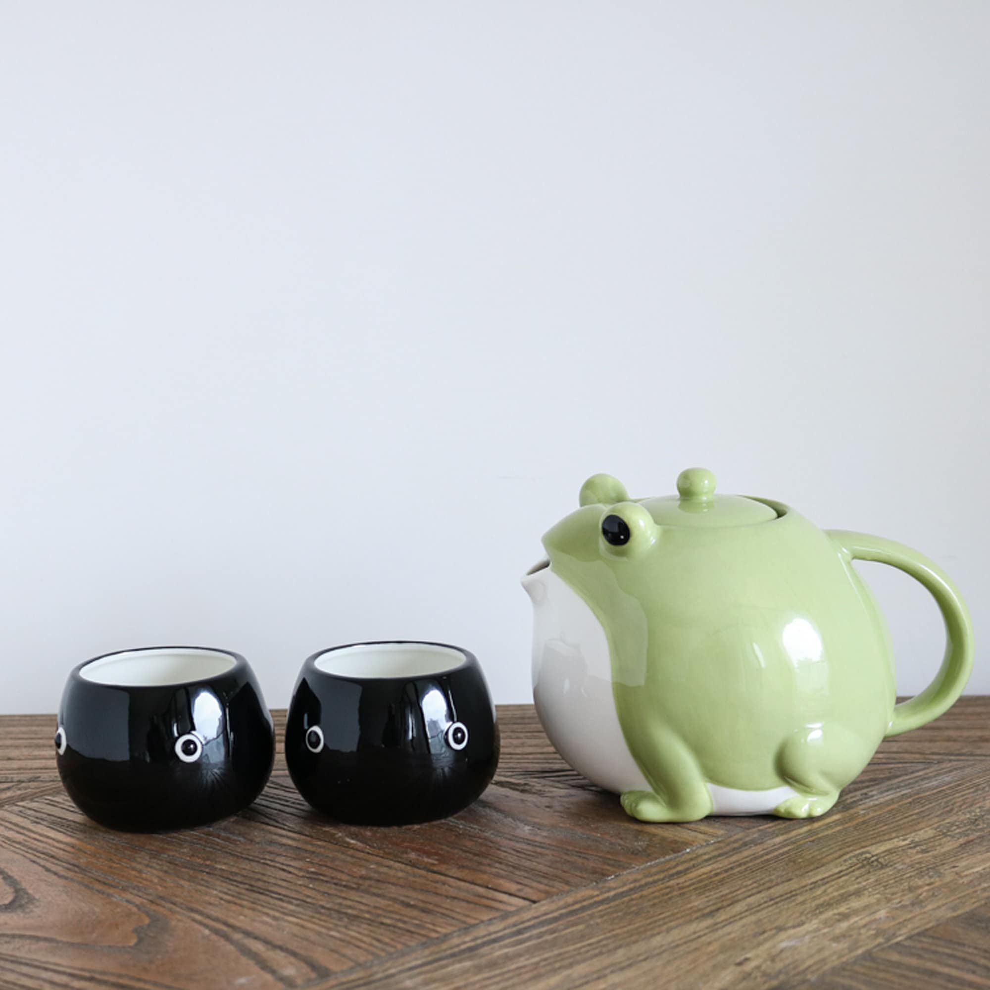 Frog Tea Set W Tadpole Mugs By Sakura Japan Jp at Olga Johnsen blog