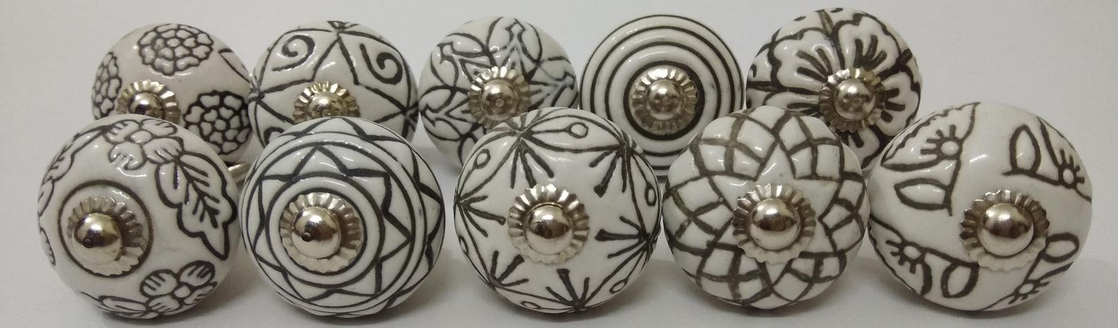 White Vintage Ceramic Knobs Hand Carved Kitchen Cabinet Knobs Ceramic ...