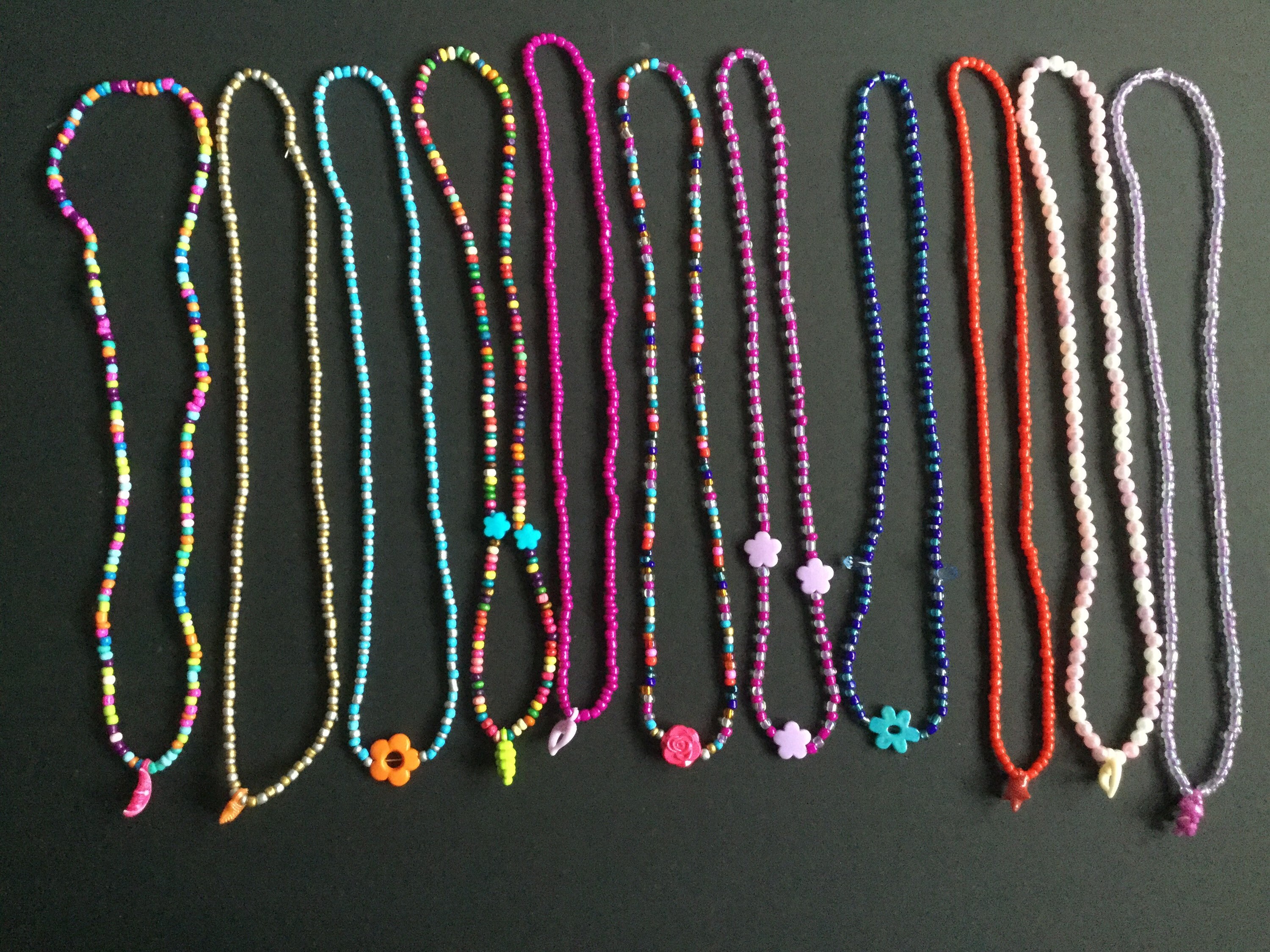 Collares para niños hechos a mano | Etsy