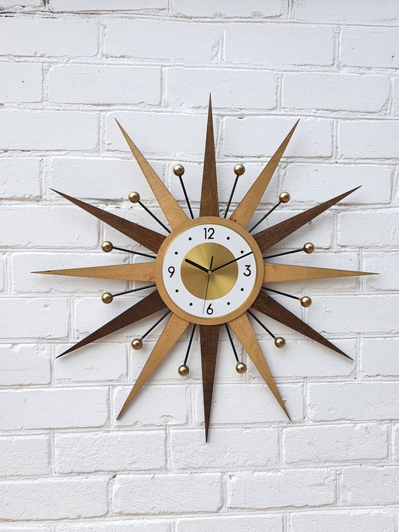 Home & Living 26 Starburst wall clock Atomic clock Aged silver George ...