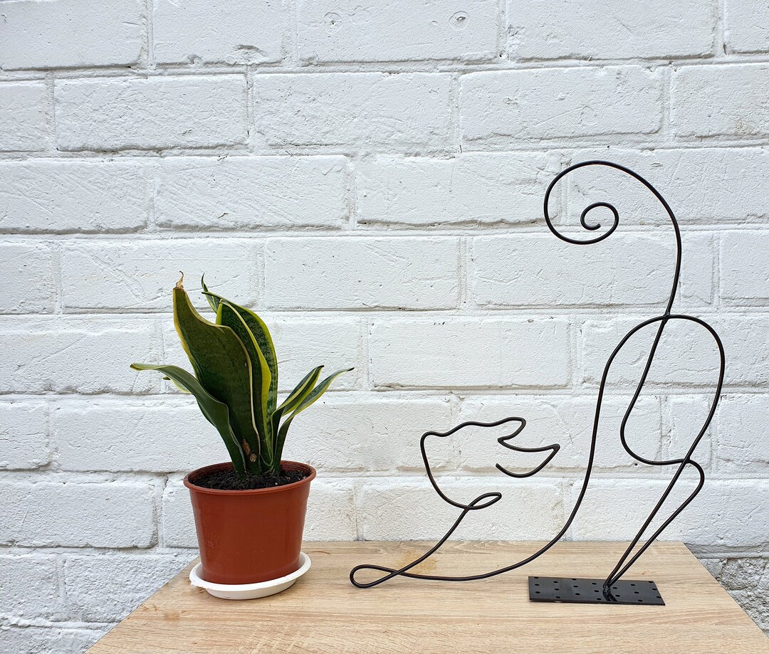 Funny Wire Cat Sculpture: Abstract Table Decor - Etsy UK