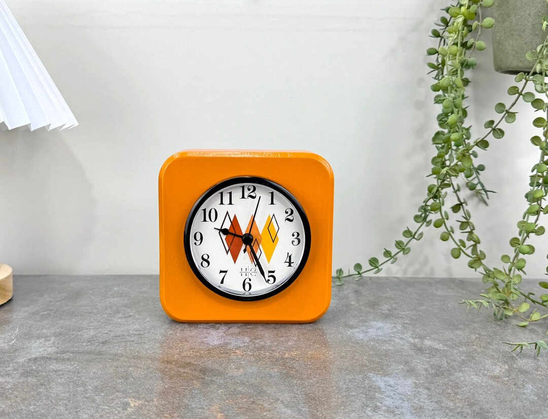 Orang Wood Desk Clock Mantle Clock Personalized Gift Fireplace Vintage ...