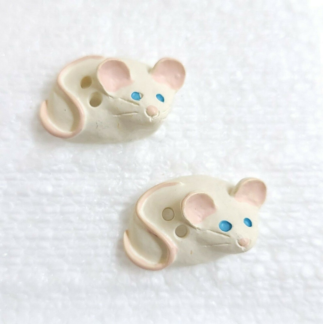 JHB White Mouse Buttons 22mm 2 Hole JHB International Novelty Mice ...