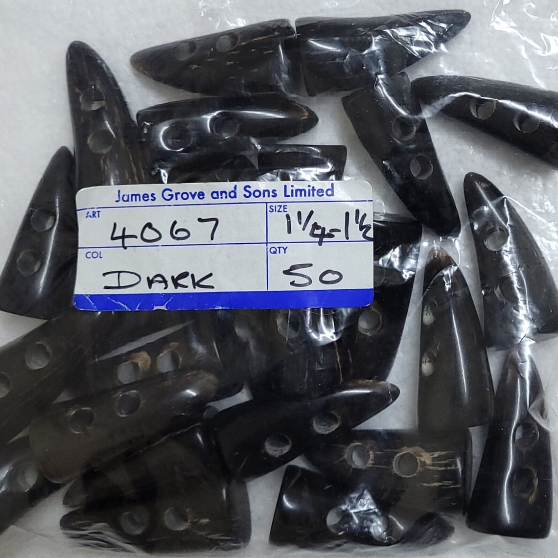 Real Buffalo Horn Toggle Button 1.5" 2 Hole Whole Tip Light Medium Dark ...