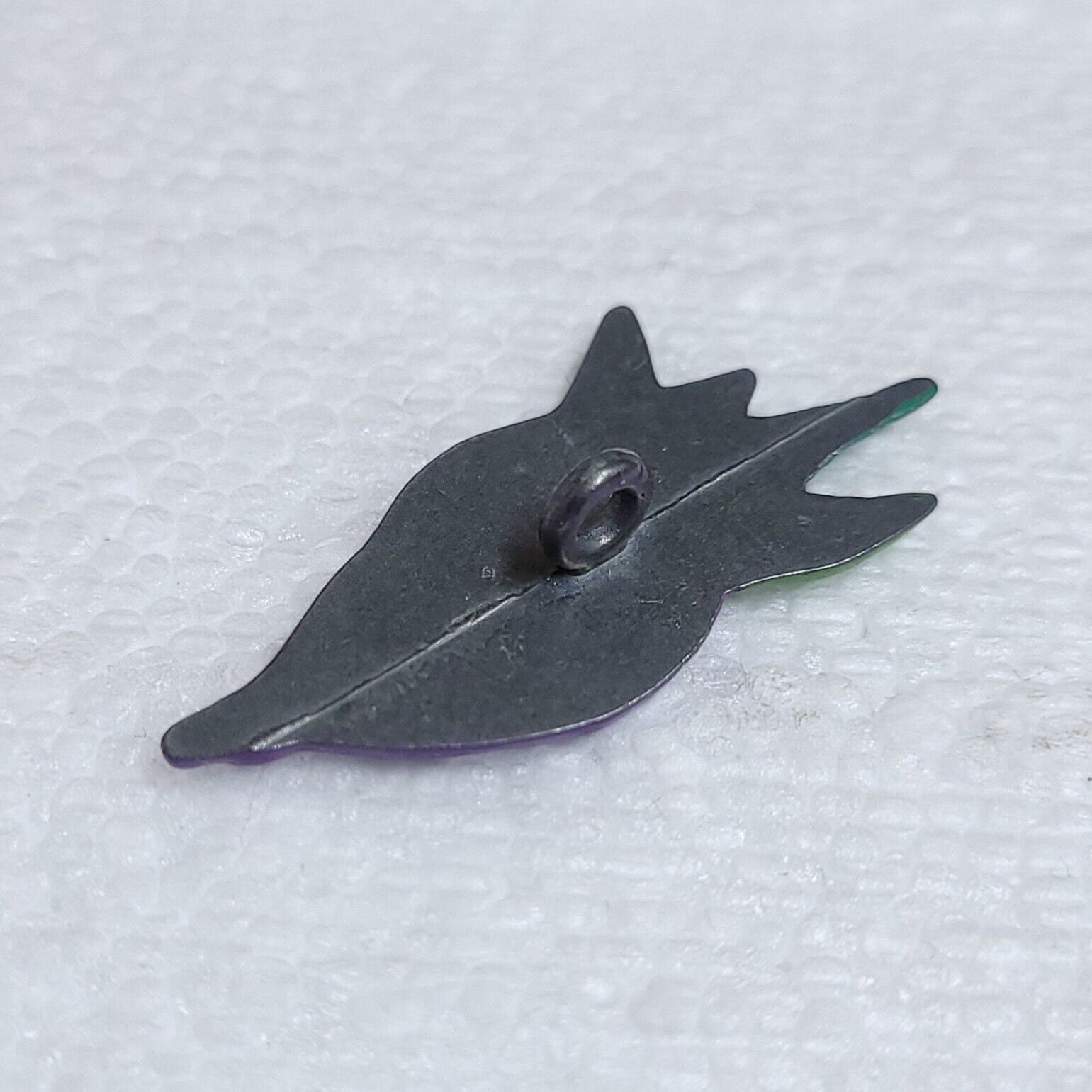 Todd Oldham Turnip Button 35mm Metal Shank Novelty Purple Root ...