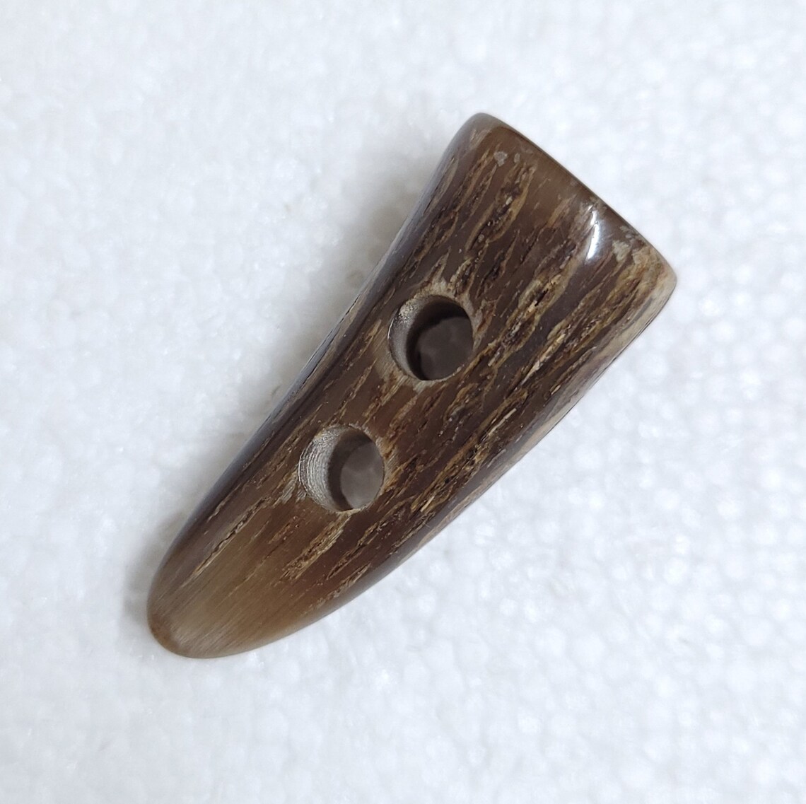 Real Buffalo Horn Toggle Button 1.5" 2 Hole Whole Tip Light Medium Dark ...