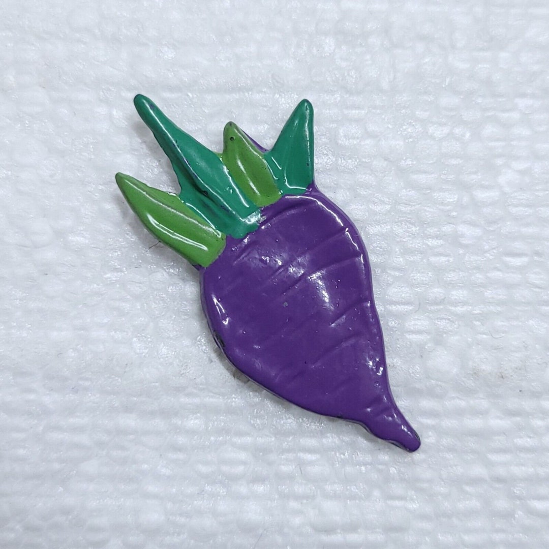 Todd Oldham Turnip Button 35mm Metal Shank Novelty Purple Root ...