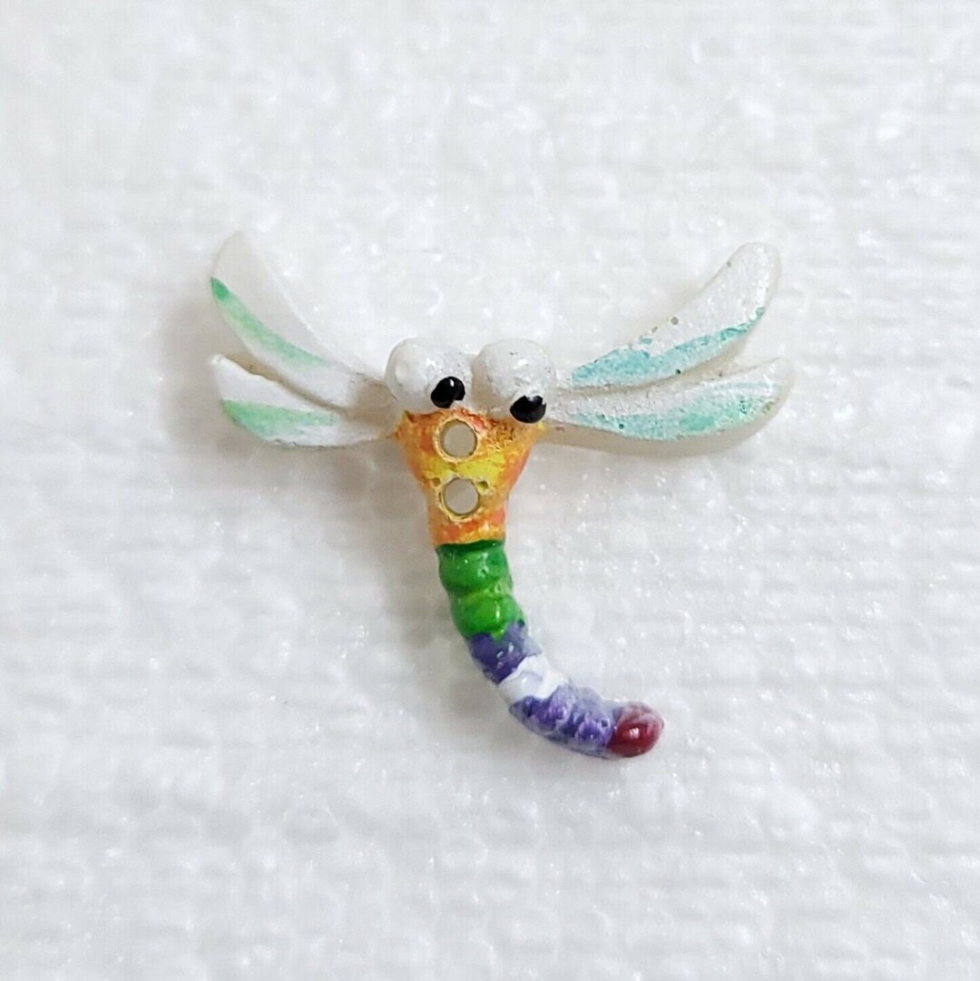 JHB Flying Insect Bug Button 23mm 2 Hole JHB International Cheri Strole ...