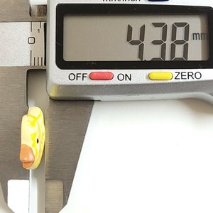 JHB Plaid Chick Buttons 20mm 2 Hole Jessica Breedlove Camp Grandma ...