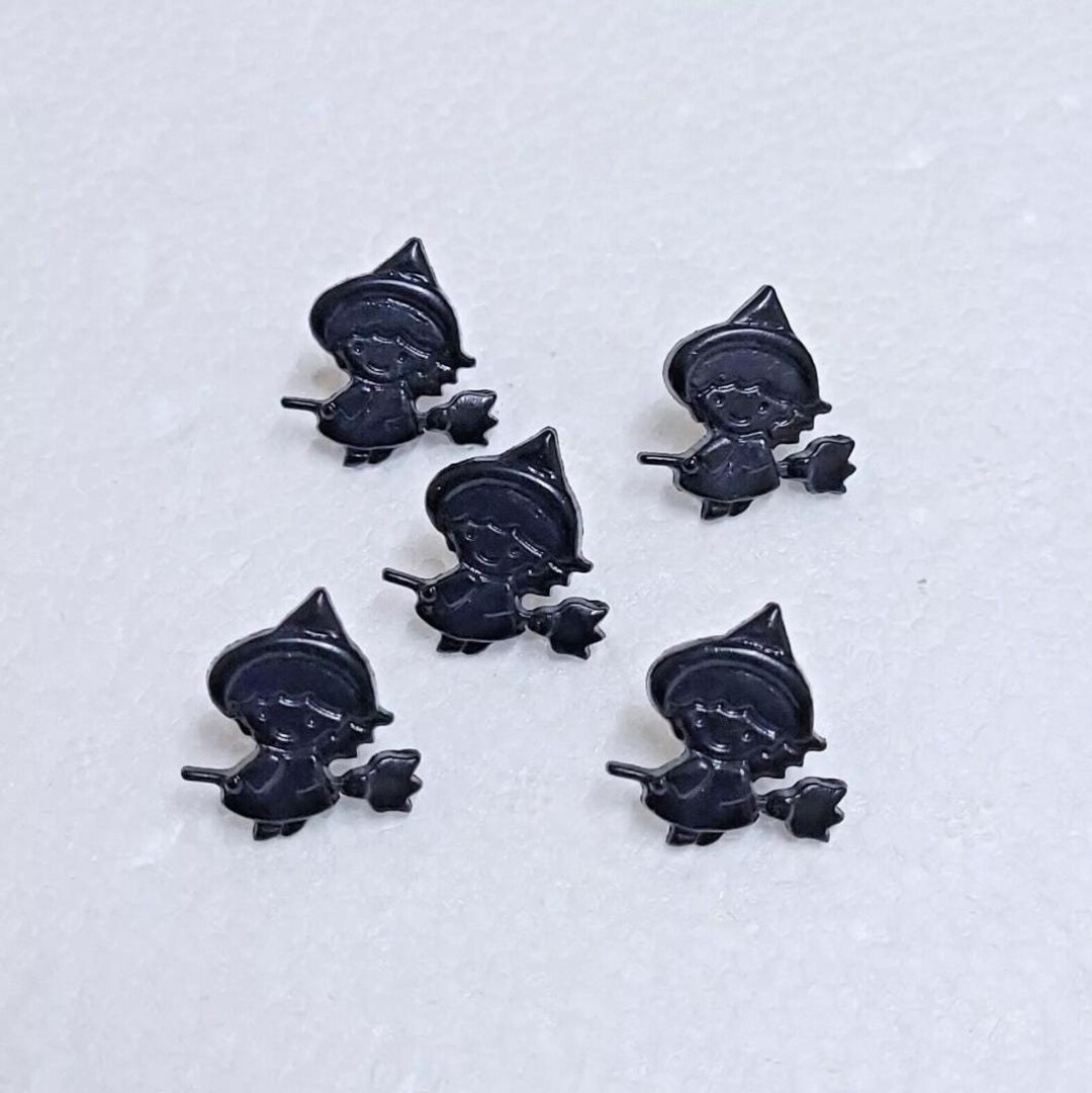 JHB Black Witch Buttons 5 X 18mm Plastic Shank Novelty Spooky Fancy ...