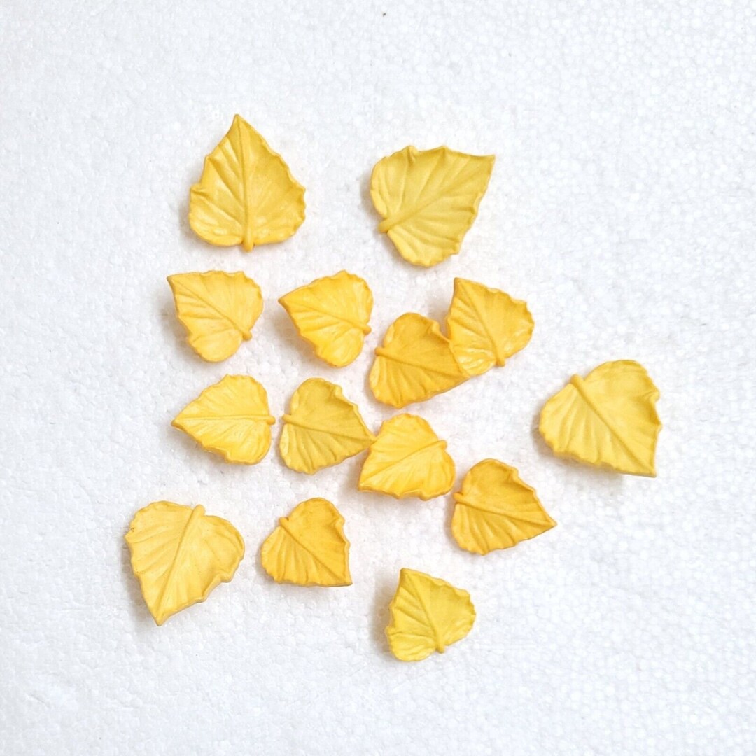 JHB Autumn Leaf Buttons 20mm 25mm Shank JHB International Novelty Fall ...