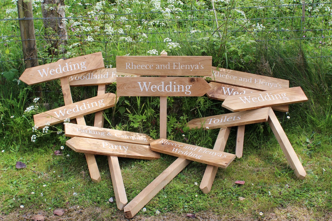 Country Lane Wooden Wedding Signage | Oak Wedding Road Signs | Custom ...