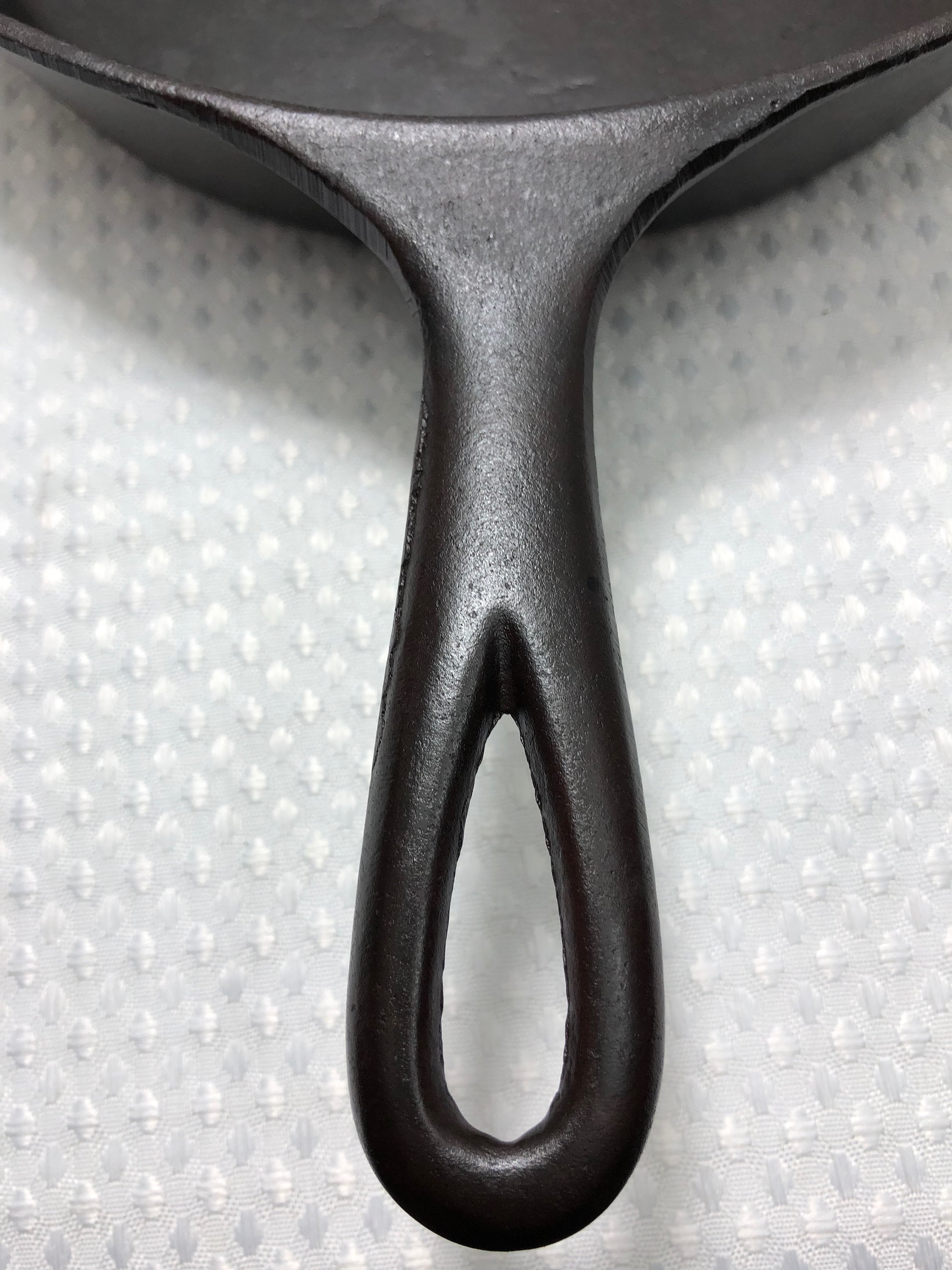 Antique Unique Recast Gate Mark GRISWOLD'S ERIE Ghost Mark #7 Skillet ...