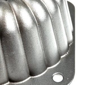 BEAUTIFUL LARGE Vintage German "the Pauper" Cast Iron Bundt Pan - Etsy