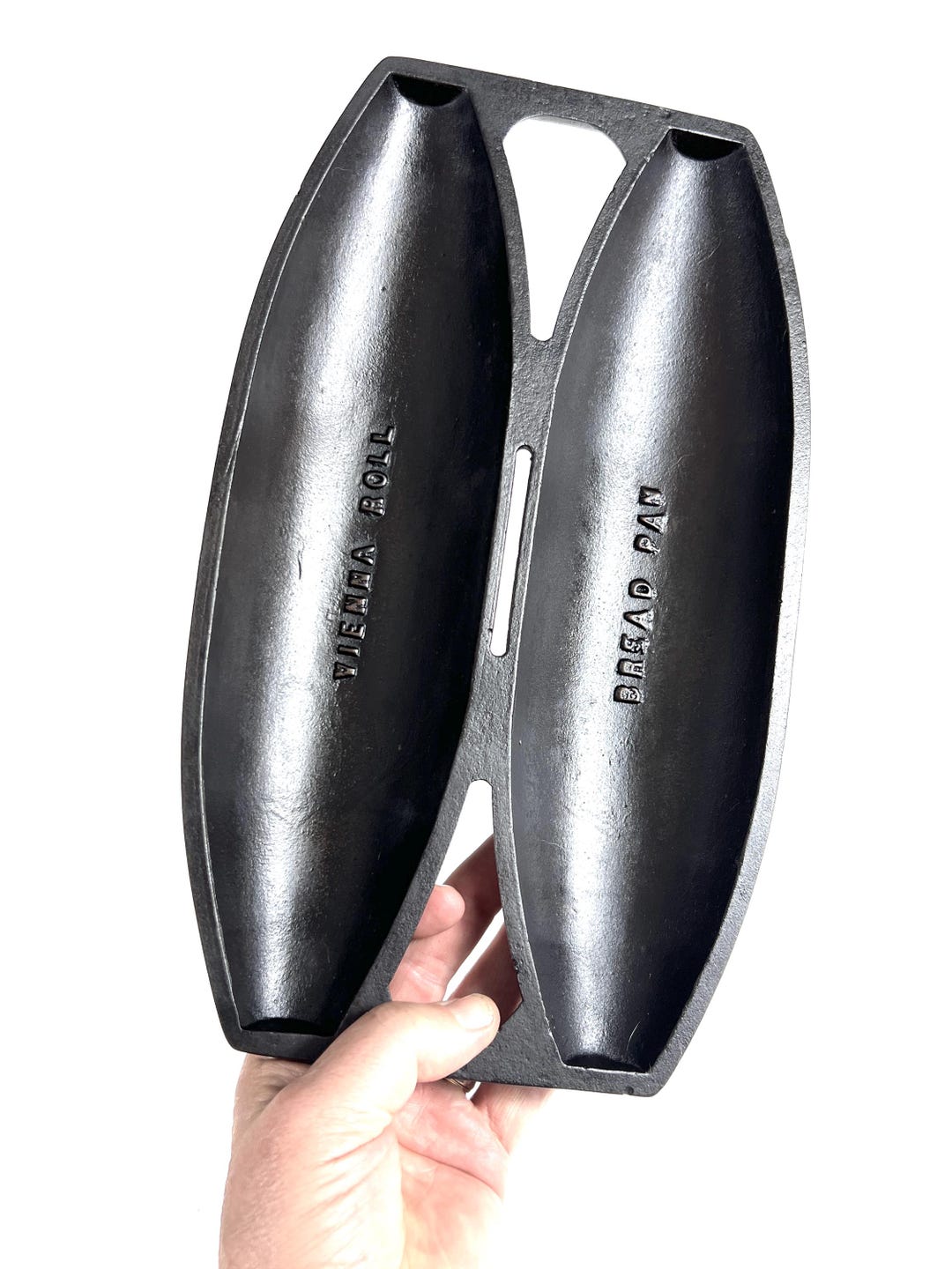 RARE Griswold No. 2 Vienna Bread Pan Variation 2 Rarity 9 - Circa 1880 ...