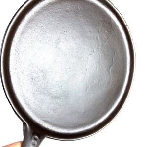 Antique Cast Iron 8 Griddle With Inset Heat Ring With 18 Mark - Etsy