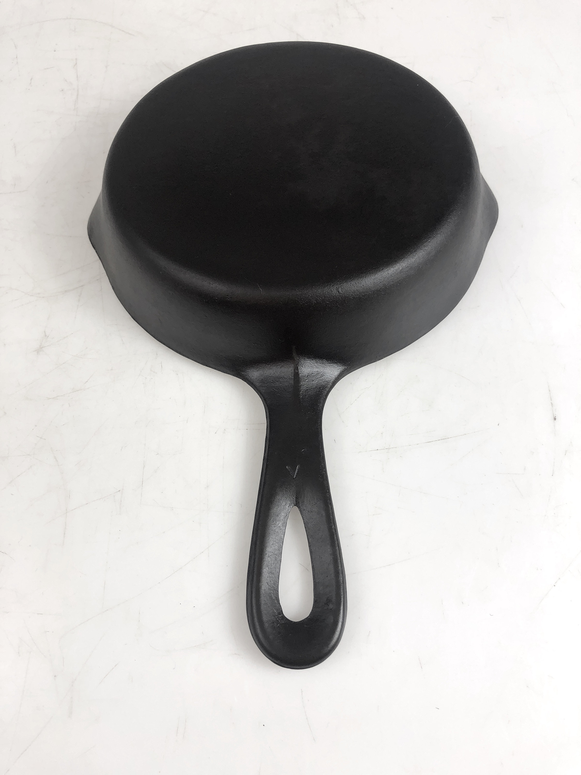 Vintage Unmarked Cast Iron Skillet With v | Etsy
