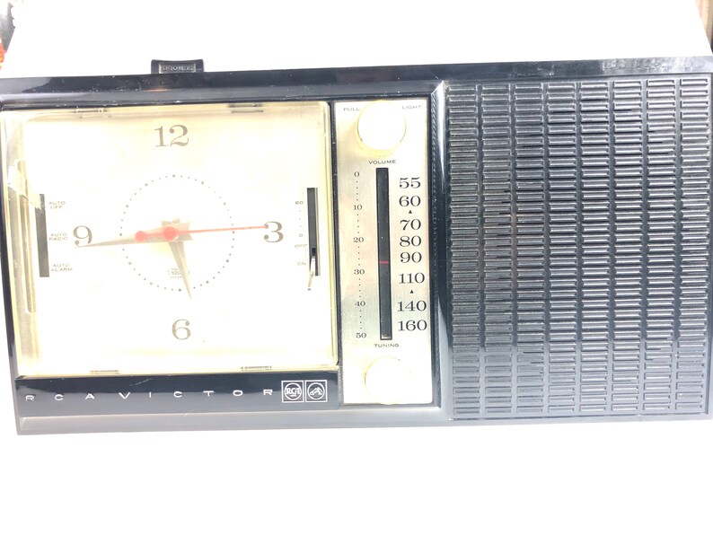 Vintage 1963 RCA Victor Model 4RD51 AM Tube Clock Radio | Etsy