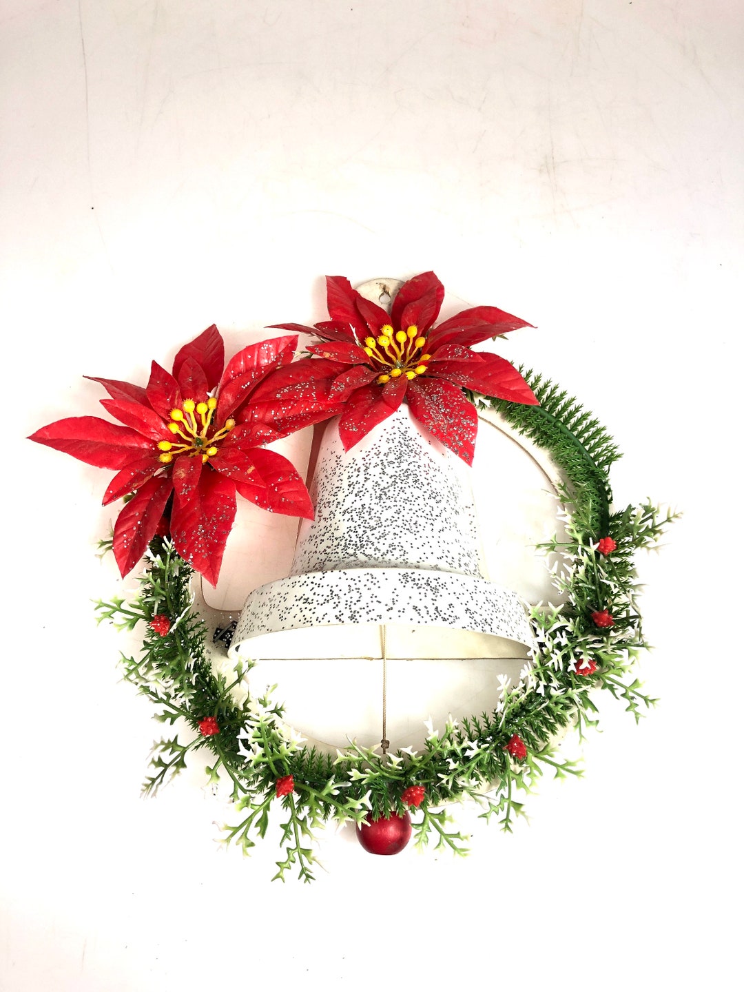 Vintage Christmas Wreath and Bell Decoration - Plays Jingle Bells - Etsy