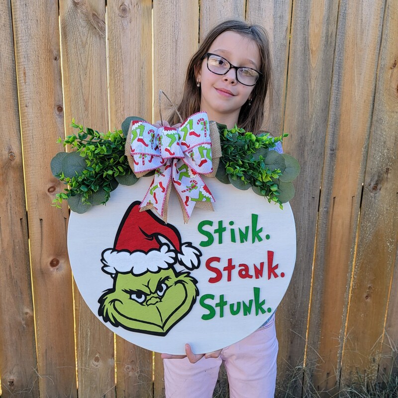 Grinch Face Wreath Sign - Etsy