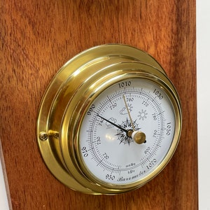 Weather Station - Clock Barometer Hygrometer Thermometer - Solid ...