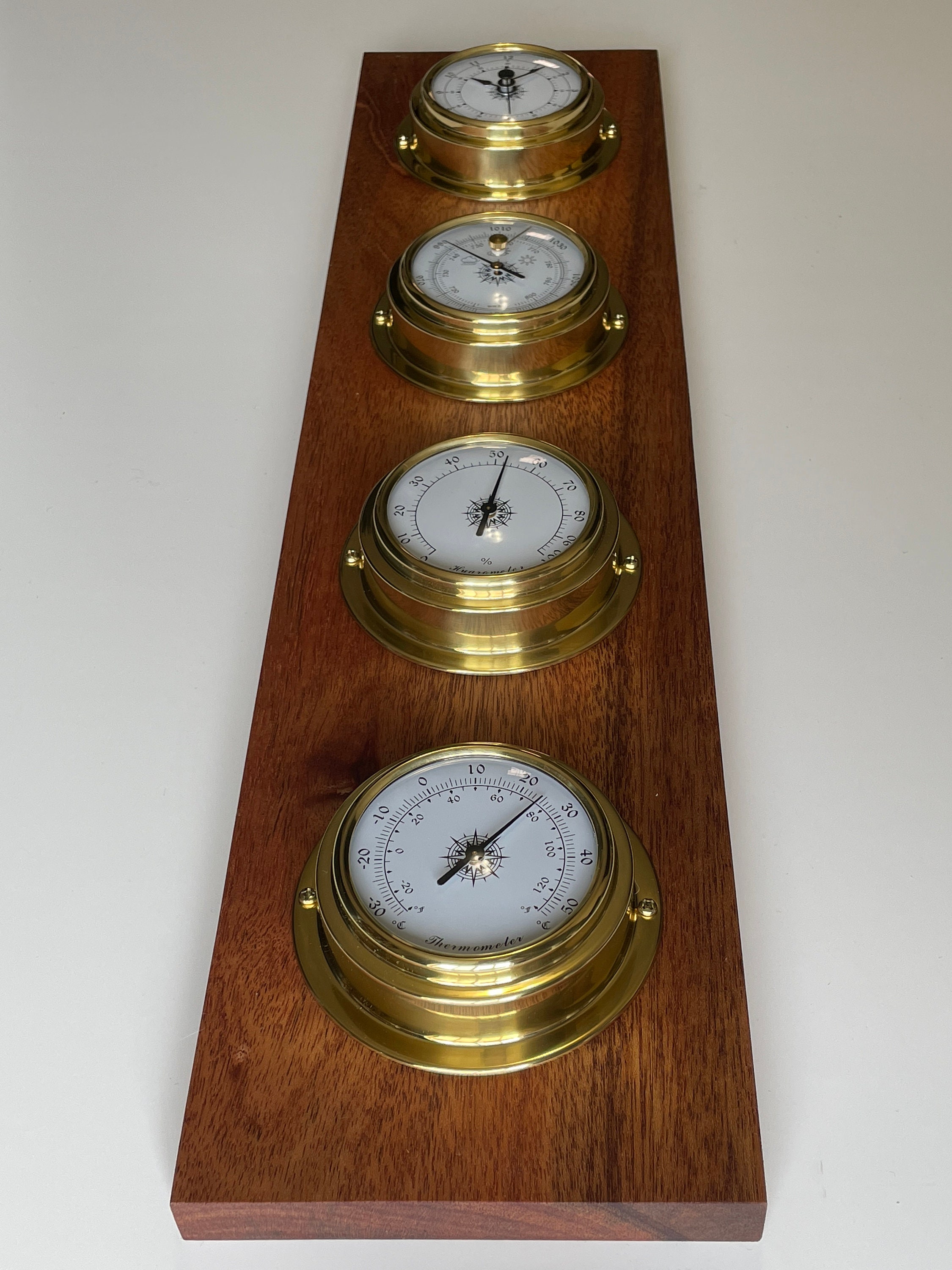 Weather Station - Clock Barometer Hygrometer Thermometer - Solid ...
