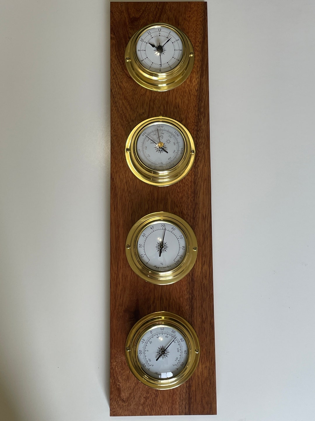 Weather Station - Clock Barometer Hygrometer Thermometer - Solid ...