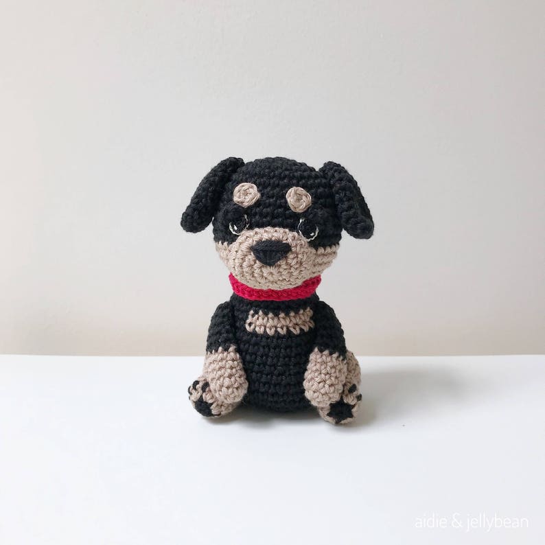 Customisable ROTTWEILER crochet amigurumi with collar Crochet | Etsy