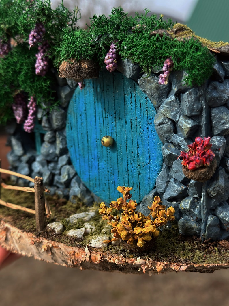 Hobbit House Bilbo's House LOTR Diorama Hobbit Diorama Fantasy Hut ...