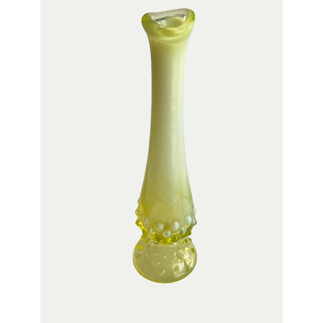 Vtg Fenton Glass Yellow Topaz Opalescent Hobnail Swung Glass Bud 8 Vase ...