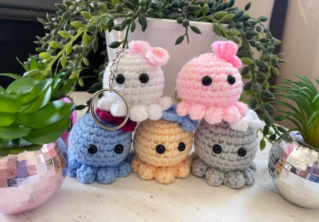 Crochet Mini Octopus Keychain - Etsy