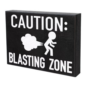 Funny Farting Sign, Farting Gifts, Funny Bathroom Signs, Bathroom Humor ...