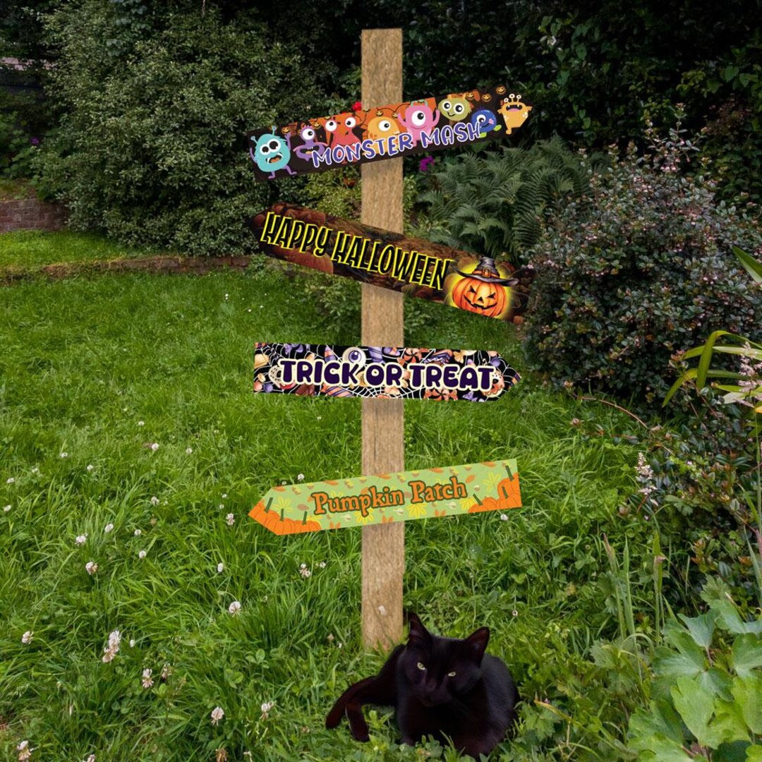 Weatherproof Halloween Arrow Sign: Outdoor Spooky Decor - Made in USA ...
