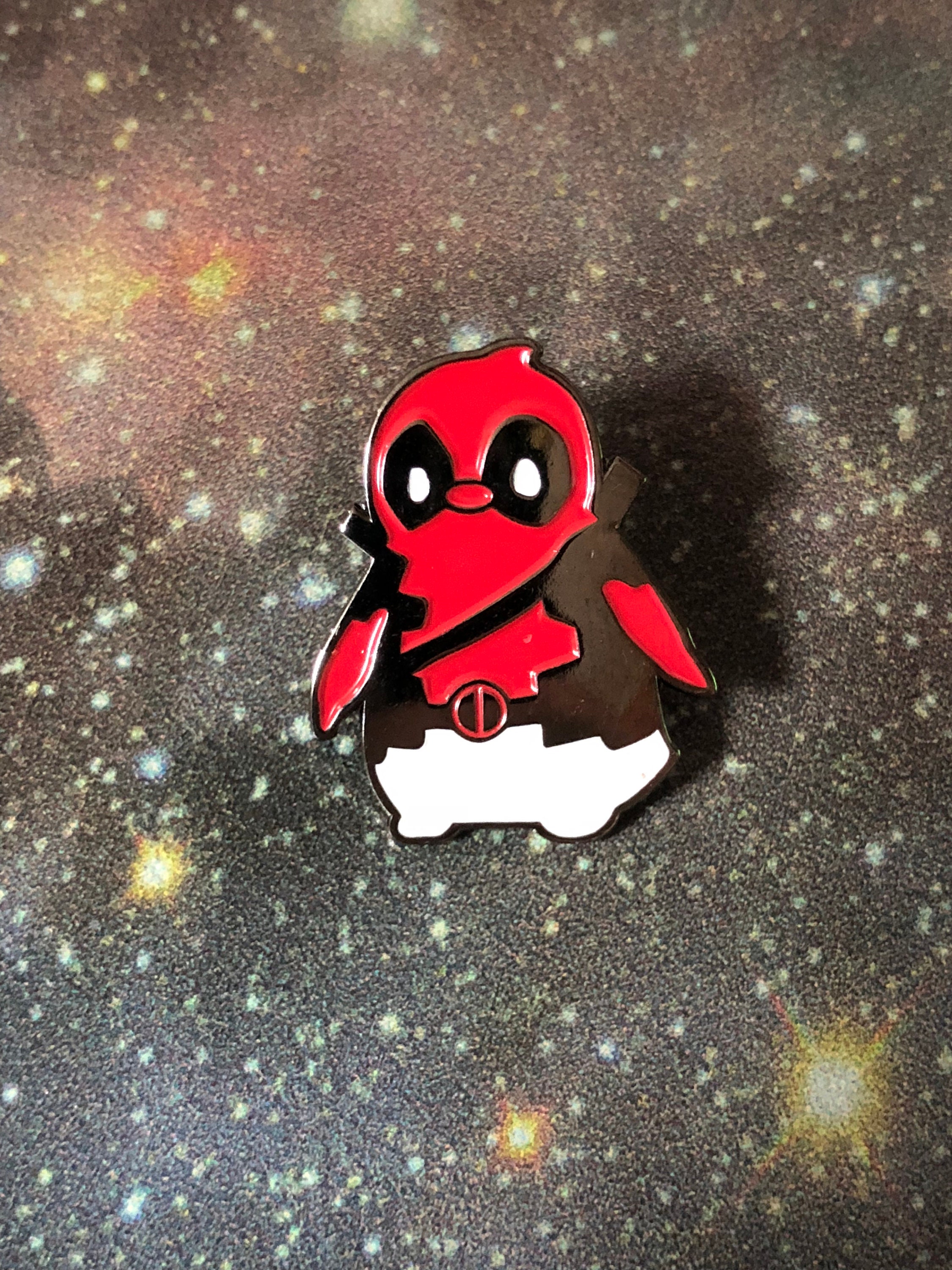 Penguin Deadpool Enamel Pin - Etsy