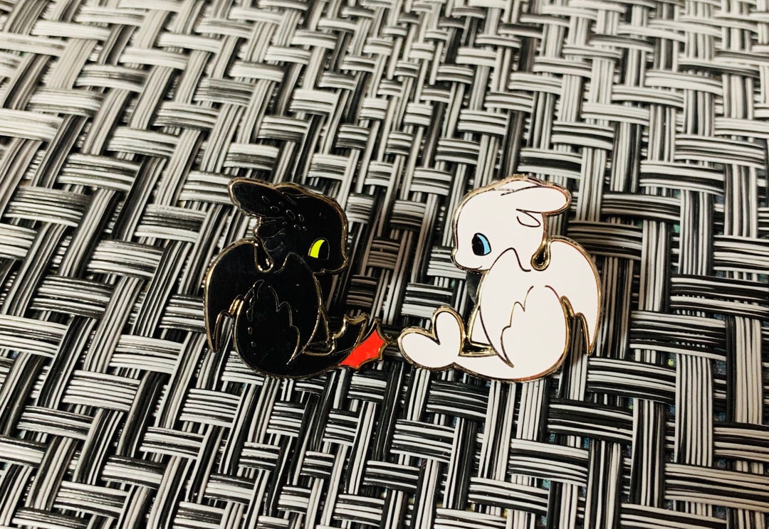 Night/light Fury Enamel Pin - Etsy