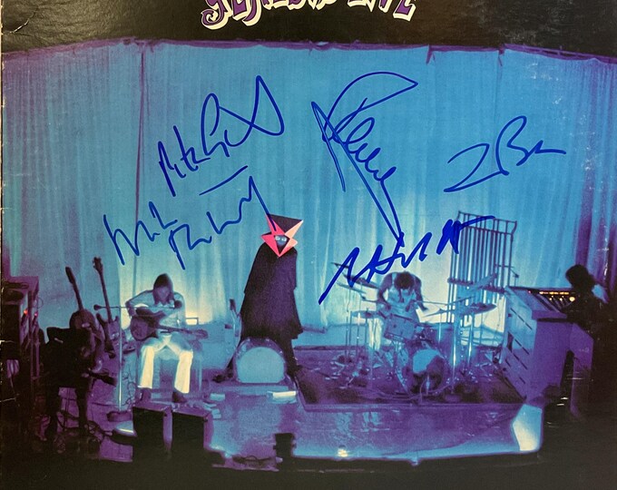 Genesis "live" 1974 Album COMPLETE BAND Hand-signed Autographed LP ...