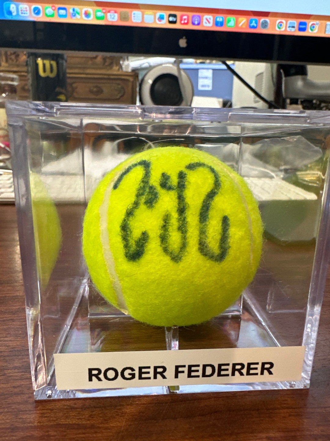Roger Federer Hand Signed Autographed Penn 2 Tennis Ball With Hologram ...