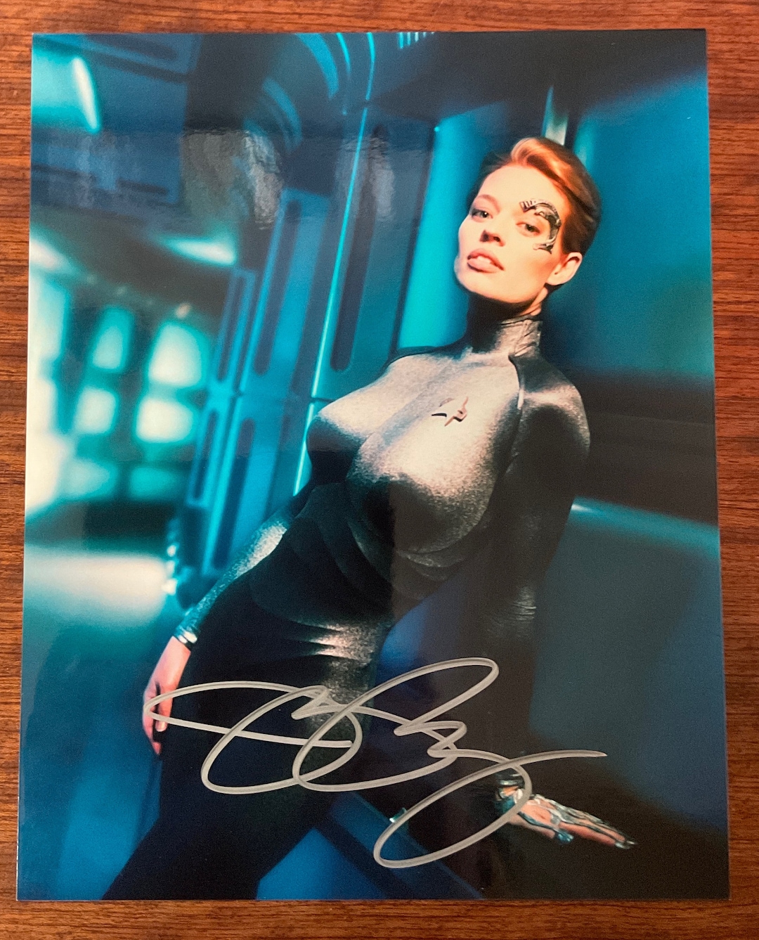 Jeri Ryan actress Star Trek Voyager Hand Signed Autographed 8x10 Photo ...