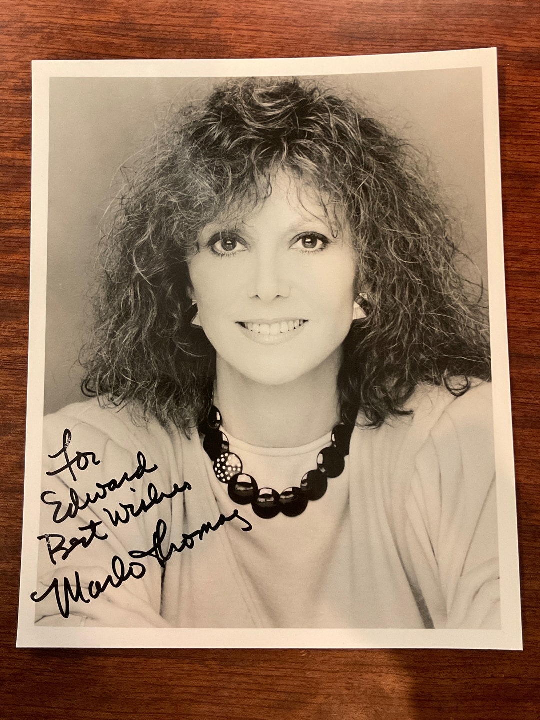 Marlo Thomas "that Girl" Hand Signed Autographed 8"x10" Photo W/ LOA - Etsy