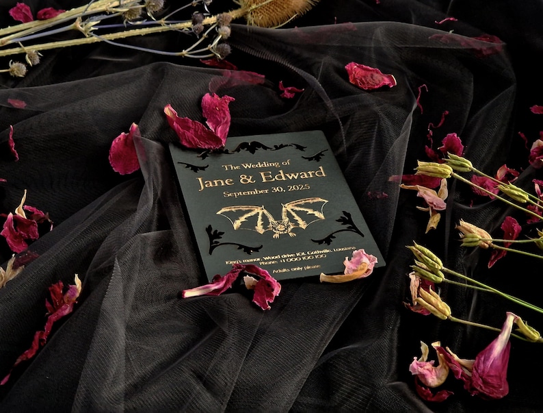 Personalized Bats Wedding Invitations in Bulk • Keepsake Wedding Decore ...