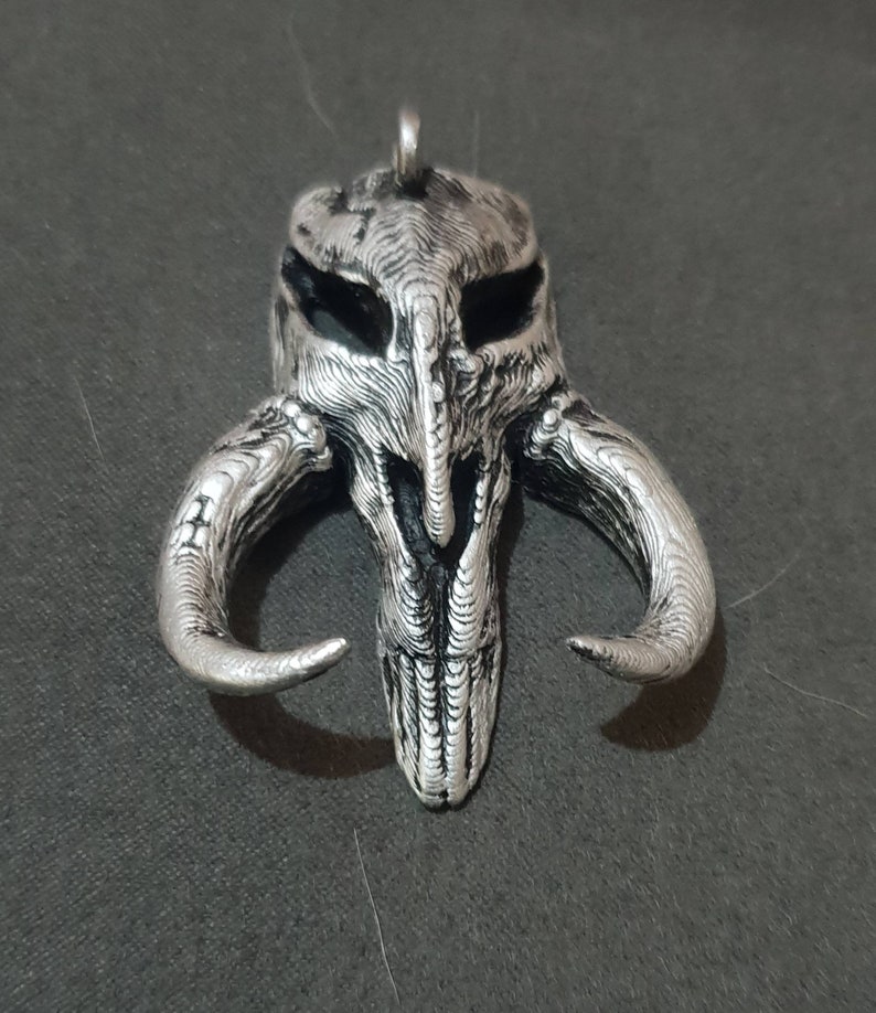 Mandalorian Mythosaur Skull Pendant 3D Printed Prop Raw | Etsy