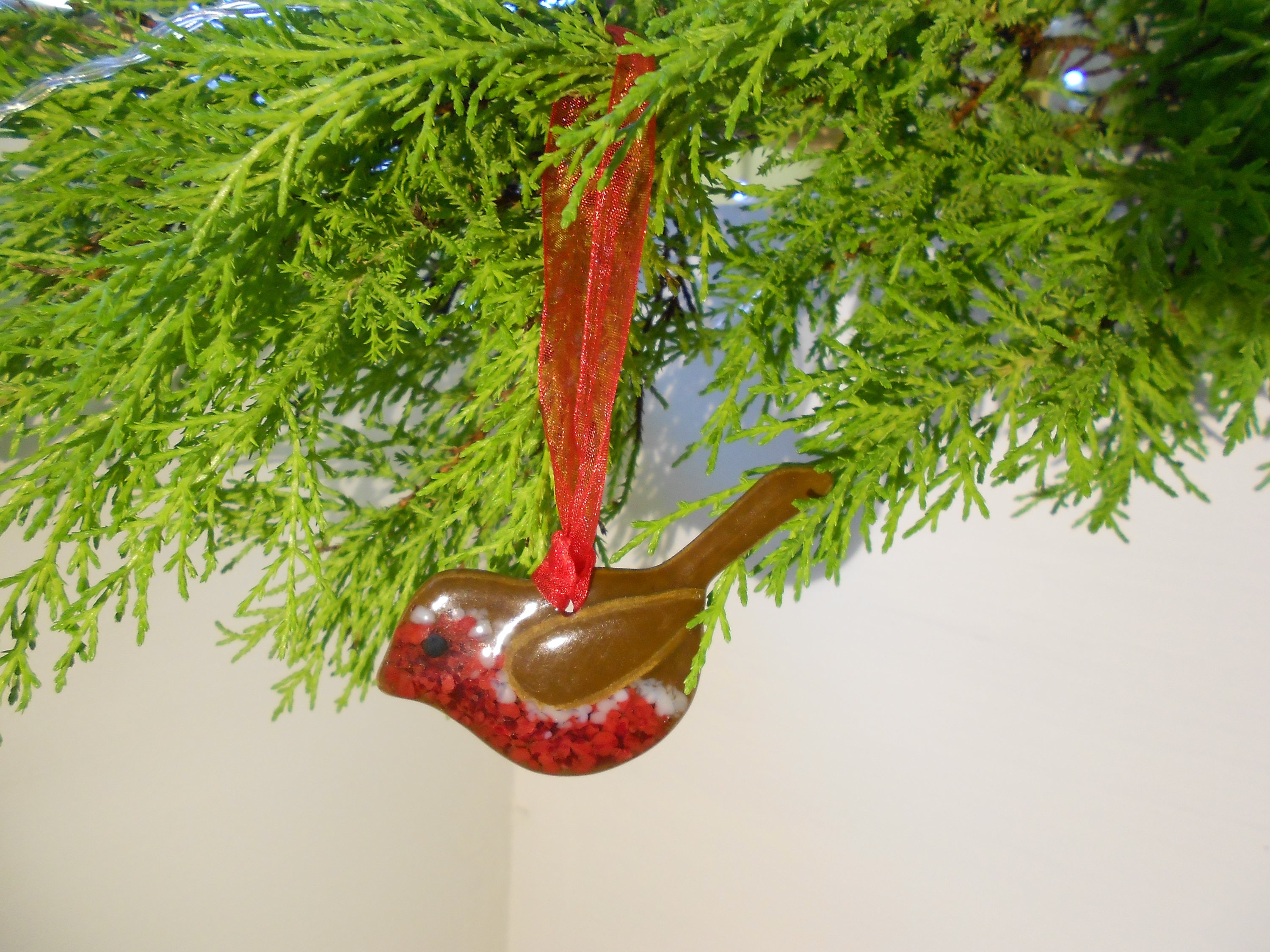 Handmade Fused Glass Art - Hanging Robin - Christmas Decoration - Etsy UK
