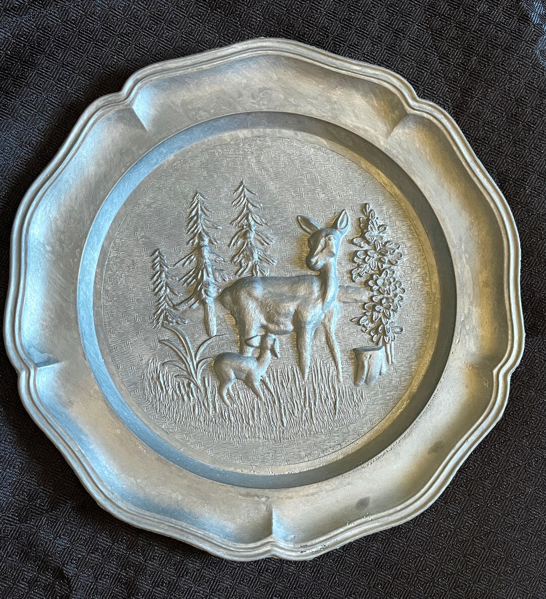 Vintage Pewter Wall Plate With Deer and Baby Fawn Wall Art - Etsy