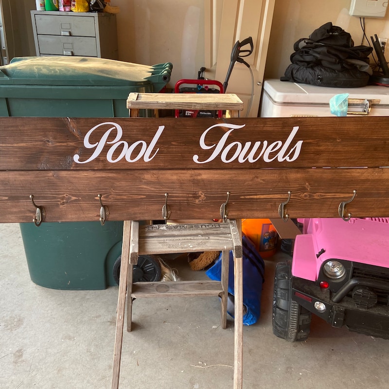 Pool Towel Signs - Etsy