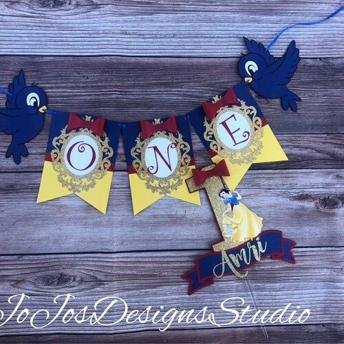 Snow White Themed Milestone Banner - Etsy