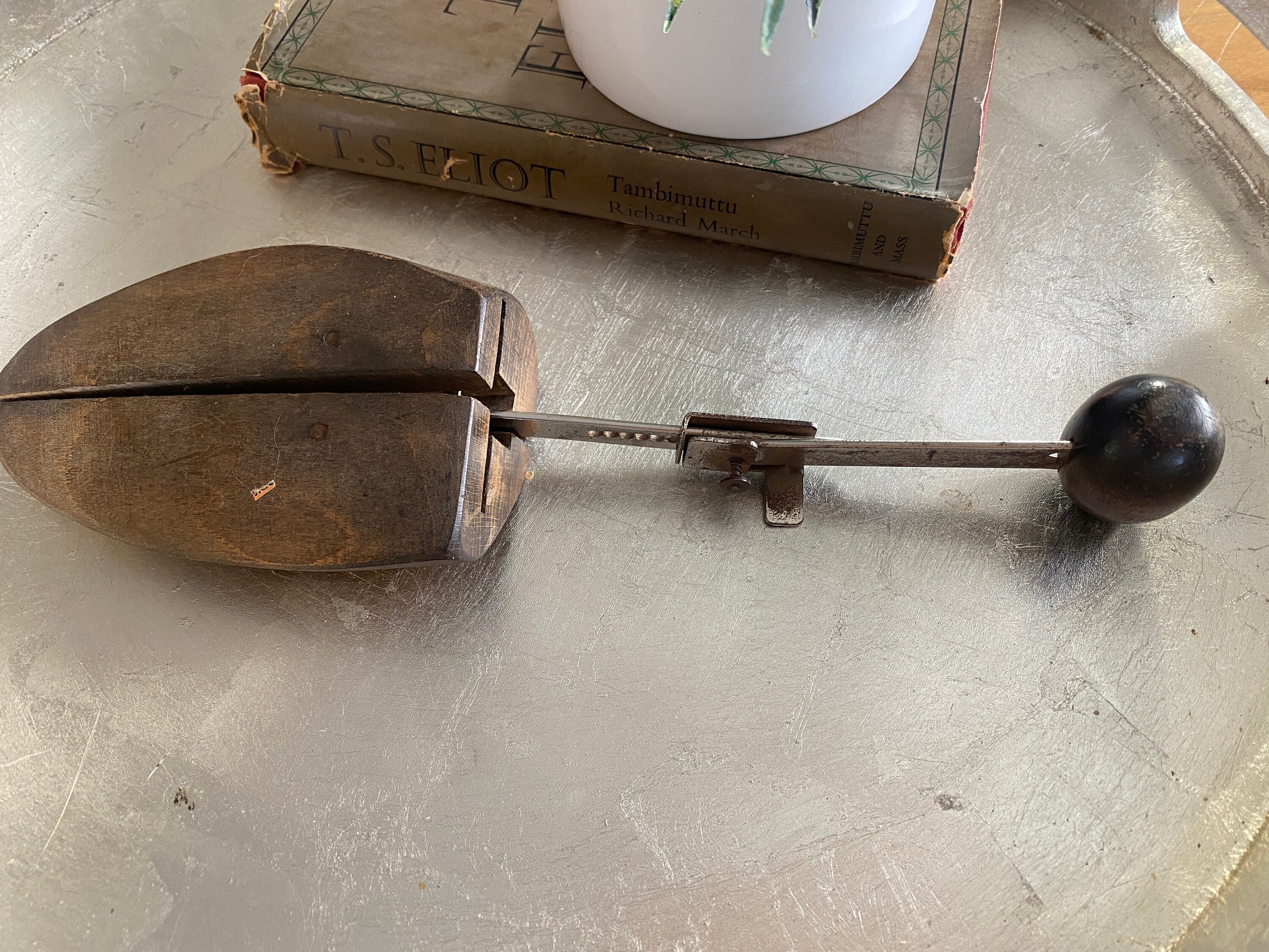 Men's Vintage Shoe Tree ~ Vintage Shoe Shaper Shoe Stretchers - 1950's ...